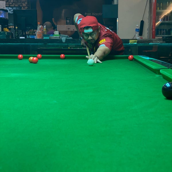 Z Club Snooker Dart & Pool - Sports Bar in Cheras