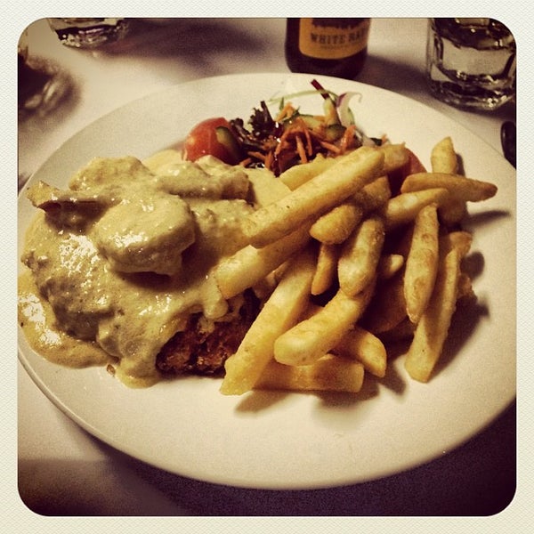 Commercial Hotel - Alexandra, VIC