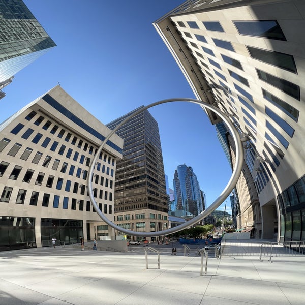 Place Ville Marie - Building in Ville-Marie