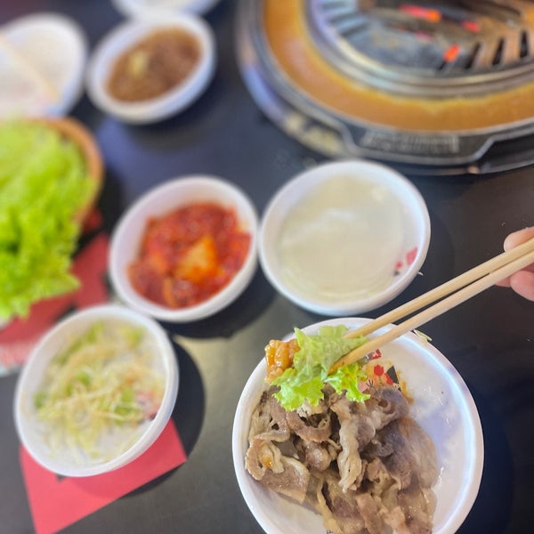 Romantic Baboy Ayala Mall Manila Bay - Restaurant in Parañaque