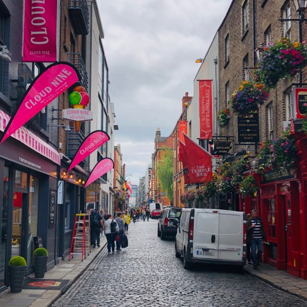 Photos at Temple Bar Square - Temple Bar - Dublin, Dublin City