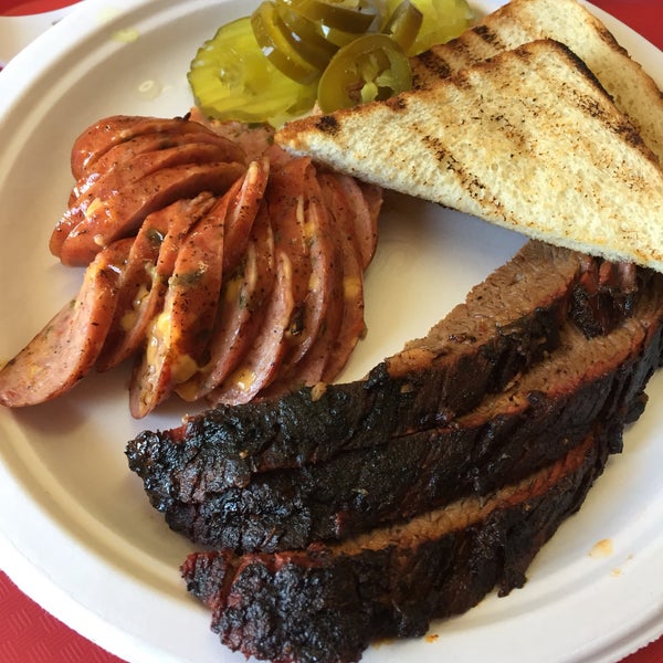 Tyler's Barbeque - 2014 Paramount Blvd