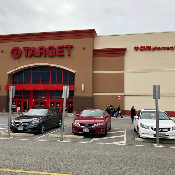Target - Springfield'de Hipermarket