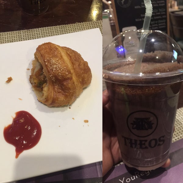 Theos Patisserie & Chocolatier - Noida, Uttar Pradesh