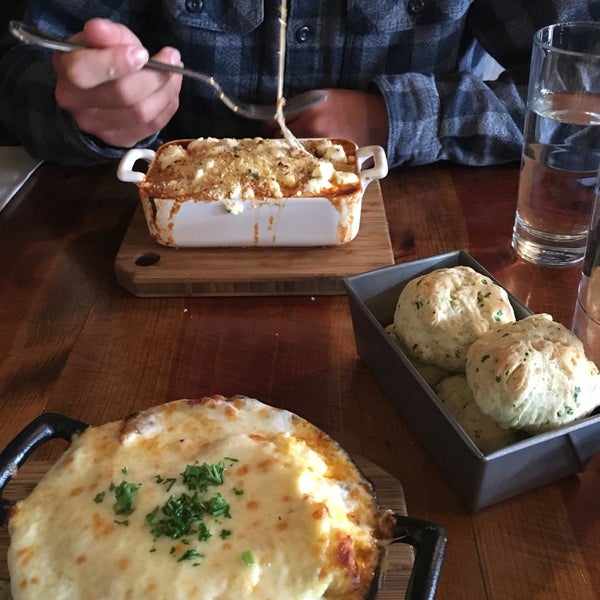 Burgoo Bistro - Restaurant in West Point Grey