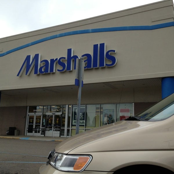 Marshalls (Now Closed) - Department Store in Warren