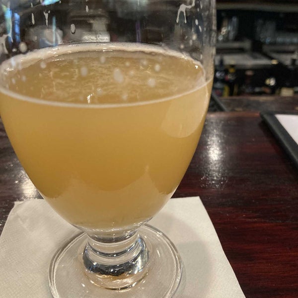 Sidelines Beer House - Bar in Sewickley