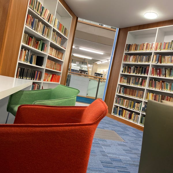 Adsetts Learning Centre - College Library in Central Sheffield