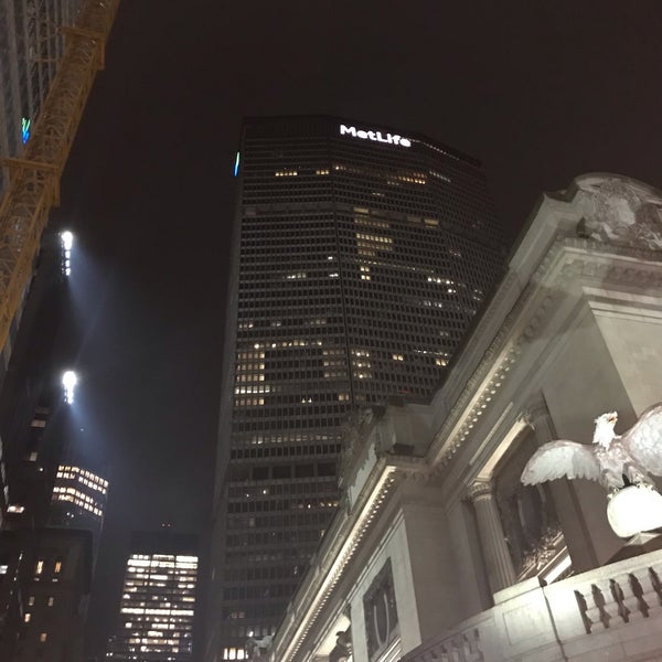 Metlife Building Night