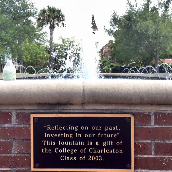 Marlene and Nathan Addlestone Library - Harleston Village - 34 tips