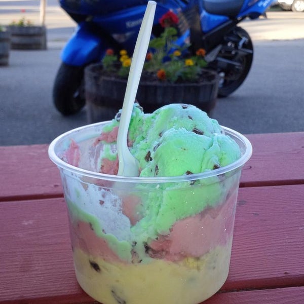 Bailey's Ice Cream - Ice Cream Parlor