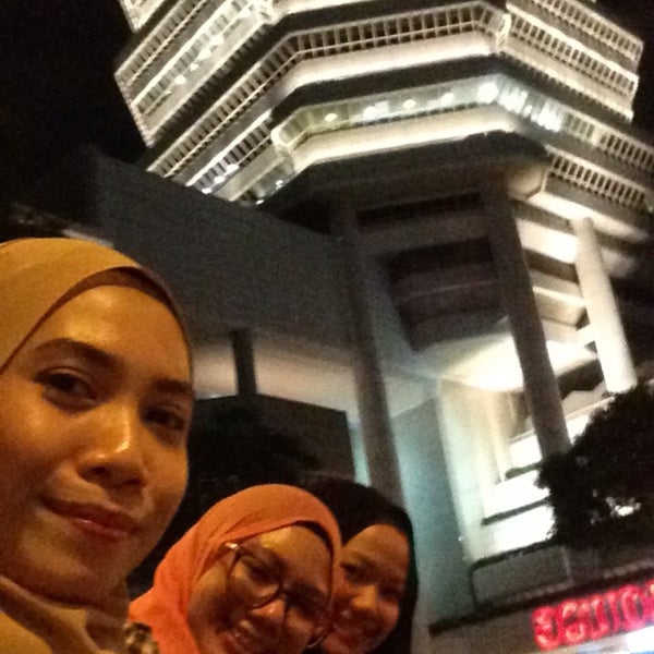 Photos at Golden Landmark Shopping Complex - Shopping Mall in Singapore