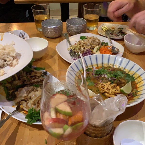 Opal Thai - Thai Restaurant in Downtown Honolulu