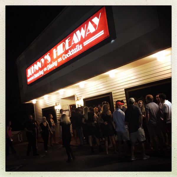 Photos at Johnny's Hideaway - North Buckhead - 51 tips from 3740 visitors