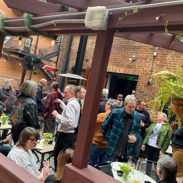 Landmark Tavern - 32 tips from 3337 visitors