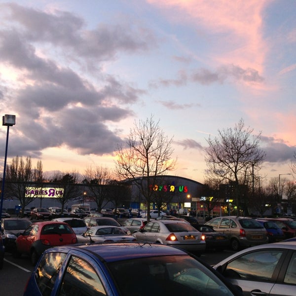 Brislington Retail Park - 147 visitors