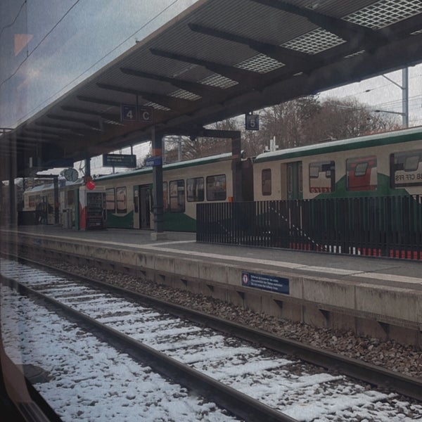 Gare de Morges - Rail Station in Morges