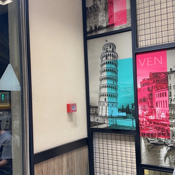 Lorenzo Pizza - Pizzeria in Riyadh