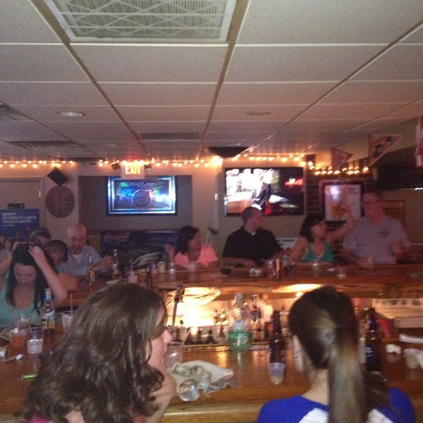 Red Lantern Tavern - 4 tips from 143 visitors