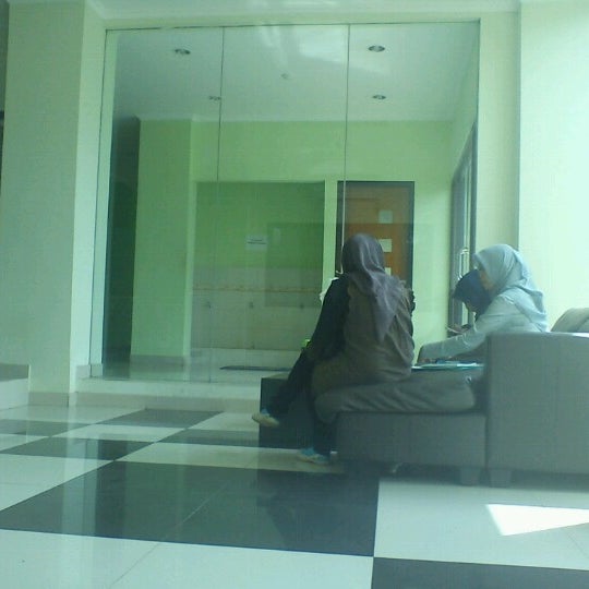 Gedung PLP UIN Jakarta - Tangerang Selatan, Banten