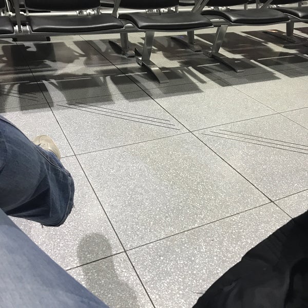 Gate D60 - Airport Gate in Köln