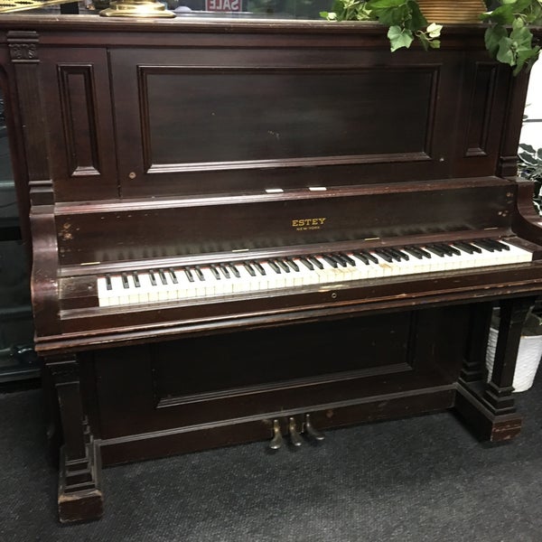 Goodwill Silverdale - Vintage and Thrift Store in Silverdale