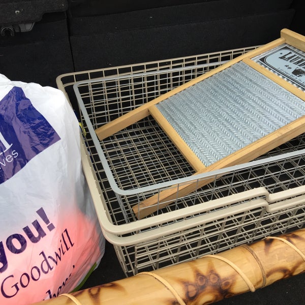 Goodwill Silverdale - Vintage and Thrift Store in Silverdale