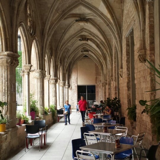 Bar del Convent - Sant Pere-Santa Caterina i la Ribera - Pl. Acadèmia, s/n