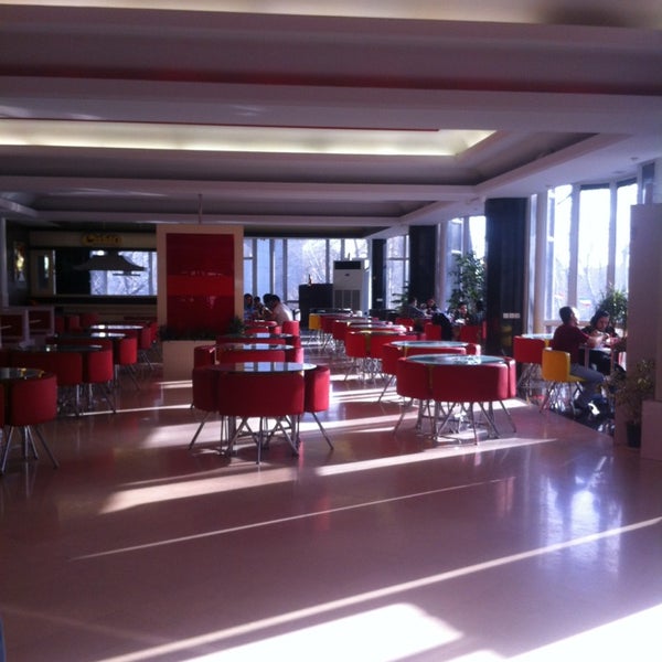 Iran KFC | کی اف سی ایران - منطقه ۳ - Valiasr Ave.