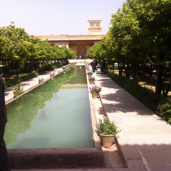 The Arg of Karim Khan | ارگ کریم خان - Bist-o Do Bahman St.