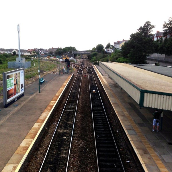 Barry Railway Station (BRY) - 3 tips from 230 visitors