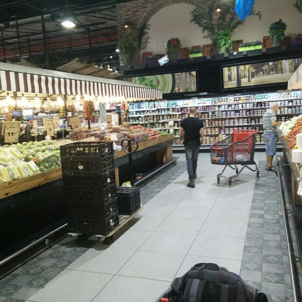 Yenot Bitan (יינות ביתן) - Grocery Store in Ra'anana