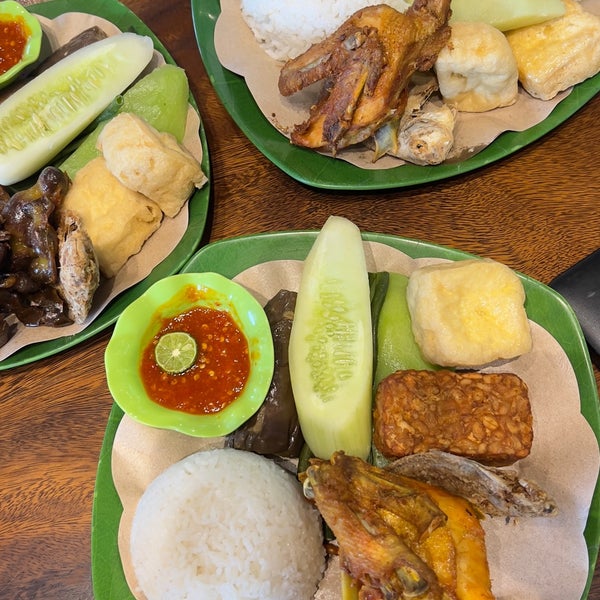 Nasi Tempong Indra Bali, Cabang Kelapa Gading - Kelapa Gading - 2 tips ...