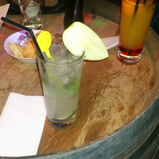 El Trebol Resto-Bar - Night Club