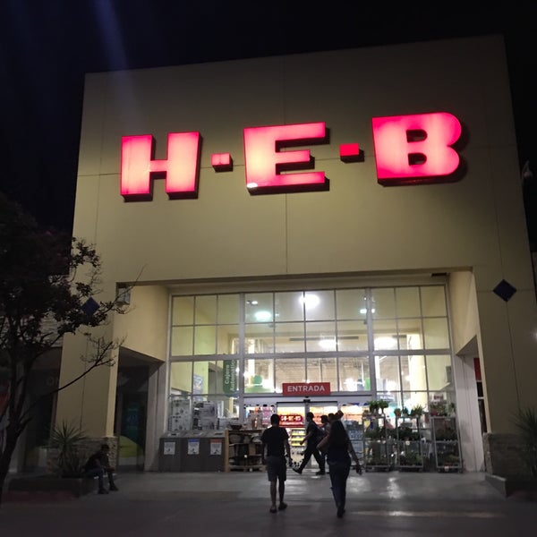 H-E-B Saltillo República - Grocery Store