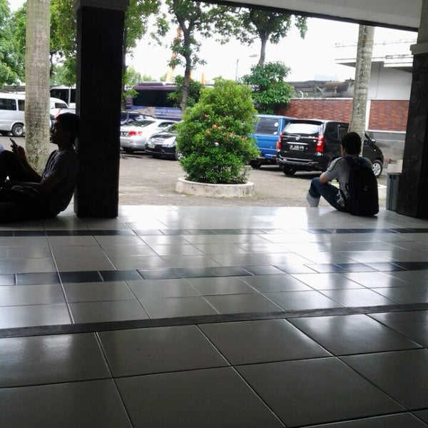 @masjid kampus D universitas Gunadarma