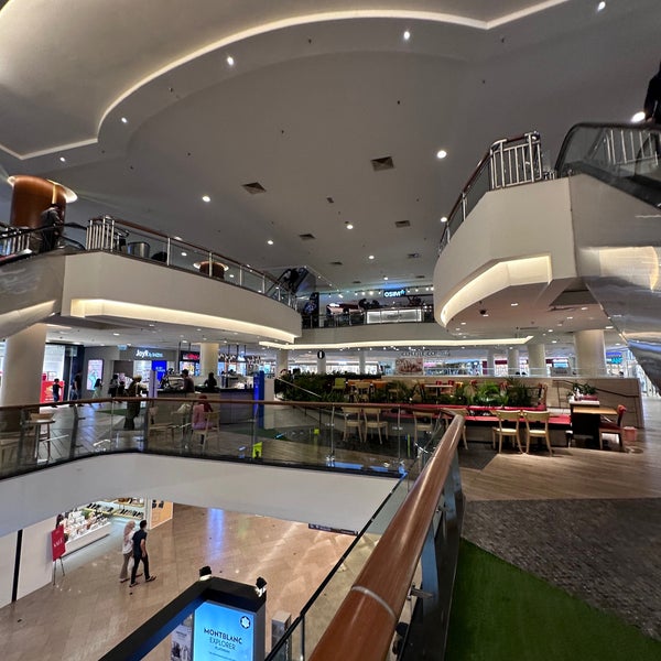 Mid Valley Megamall - Shopping Mall in Kuala Lumpur