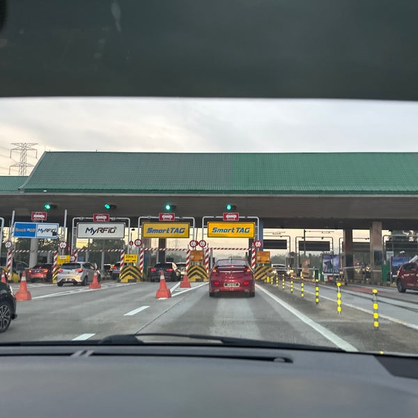 Plaza Tol Setia Alam - 32 tips from 3458 visitors