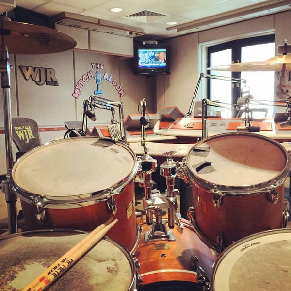 WJR Radio - New Center - Detroit, MI