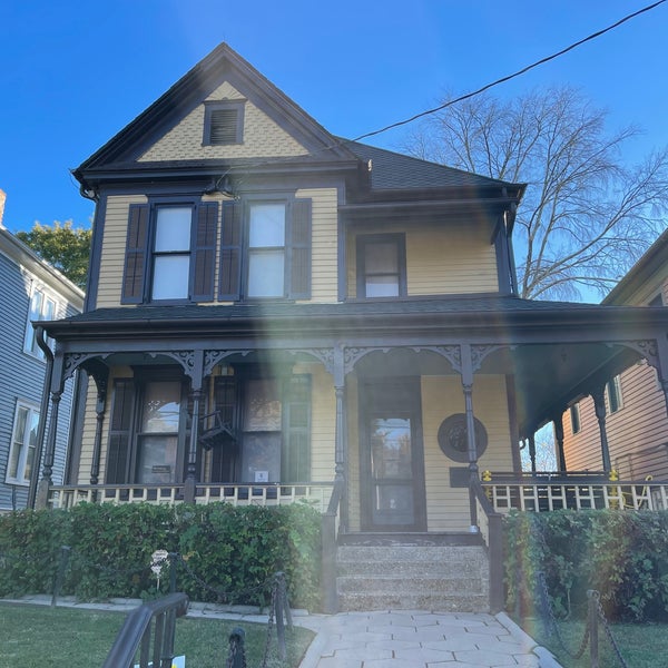 Photos at Martin Luther King Jr. Birth Home - History Museum in Old ...