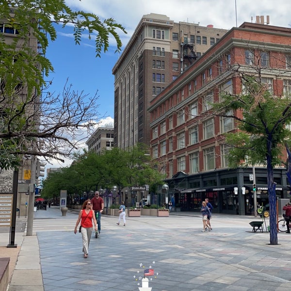 Starbucks - Coffee Shop in Denver