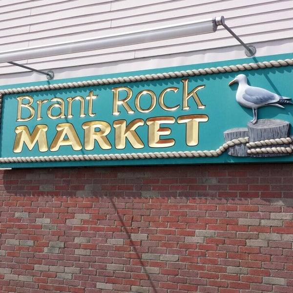 Brant Rock Market - 22 Dyke Rd.