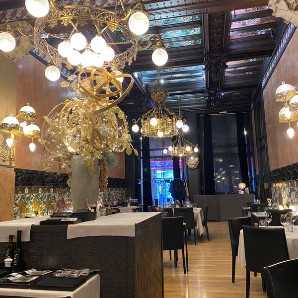 Hotel España - El Raval - C. Sant Pau, 9-11