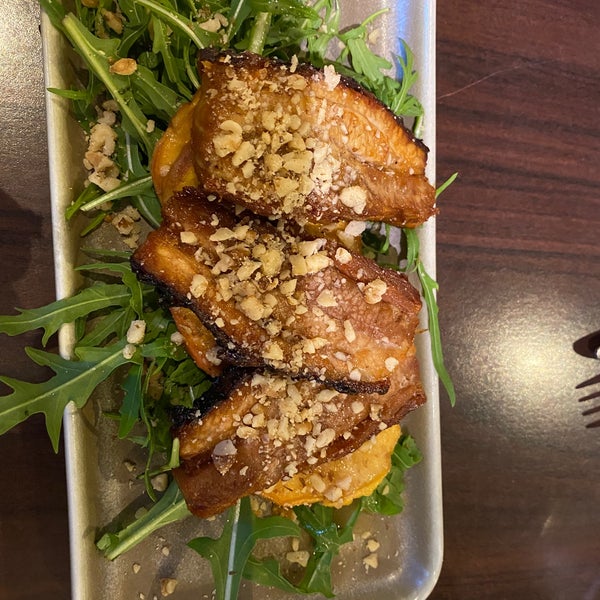 Ryan's Bar & Grill - Bar in Queen's Quarter