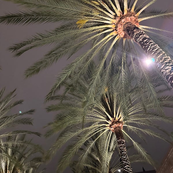 Apple Irvine Spectrum Center - Irvine Center - Irvine, CA