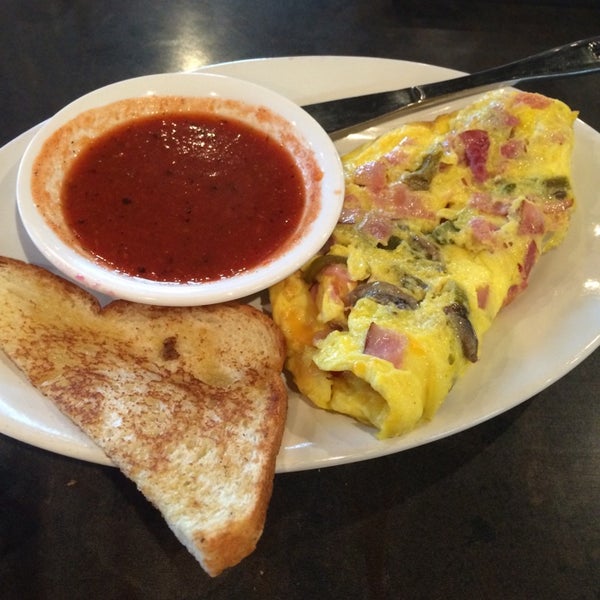 T-Town Cafe - Café in Tuscaloosa