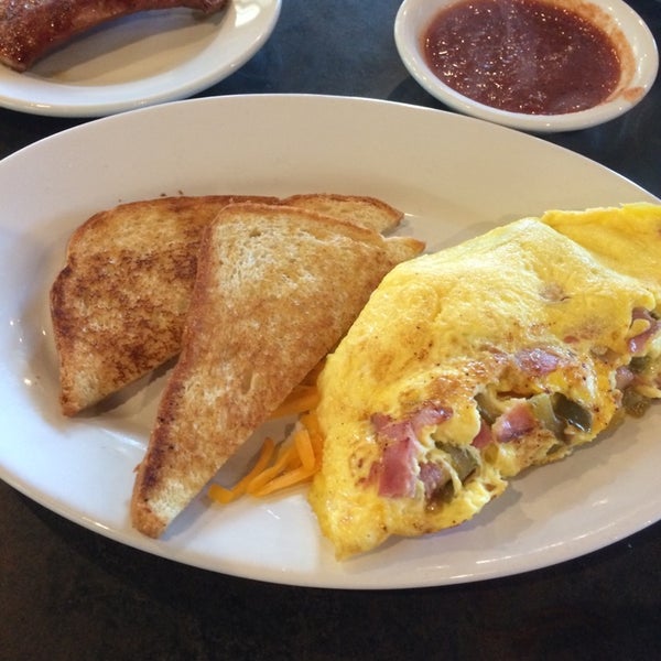 T-Town Cafe - Café in Tuscaloosa