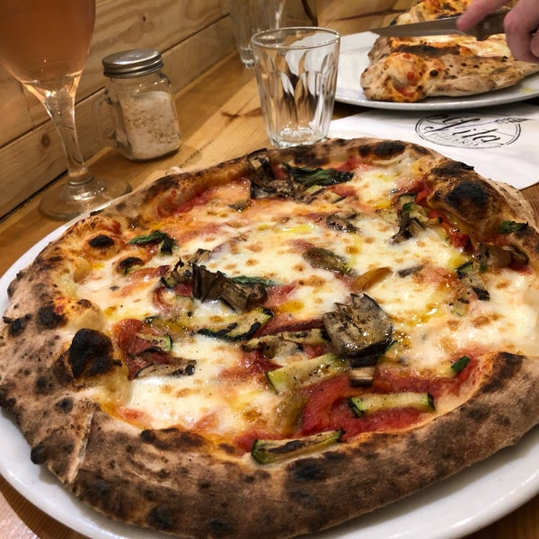 Oi Vita Pizzeria - Pizza Place in Islington