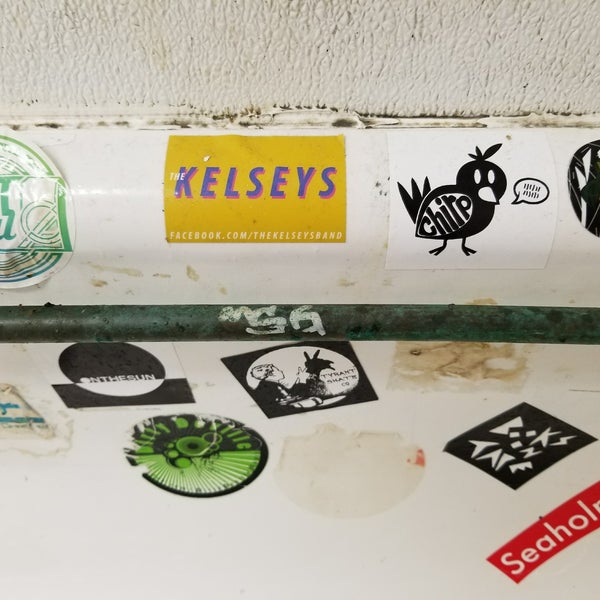 8 Ball Saloon - Dive Bar in Downtown Ann Arbor