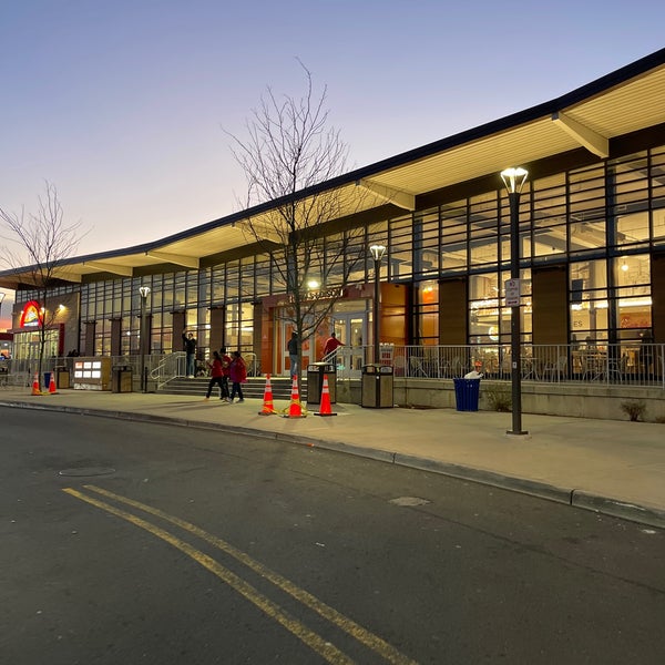 Photos at Thomas Edison Service Area - Woodbridge, NJ